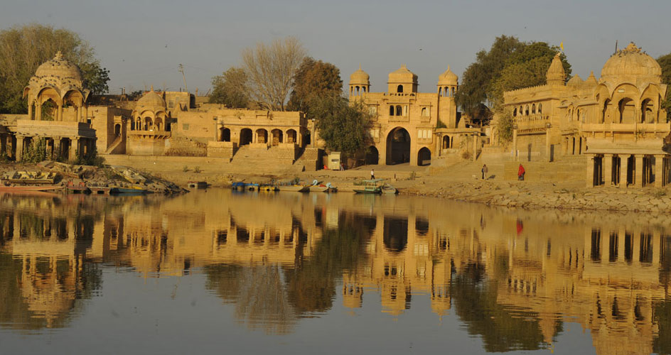 Rajasthan Tour - Revel in the grandeur of palaces, forts, colourful culture